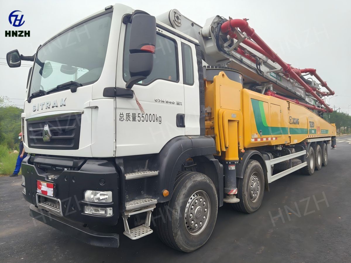 XCMG 69m ZZ5556V52KMF1 Truck Mounted Concrete Boom Pump For Sale